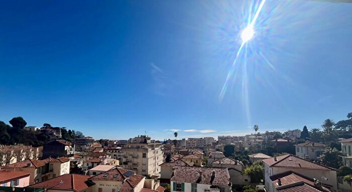 Appartement à vendre - Nice, Madeleine - 3 pièces - 2 chambres