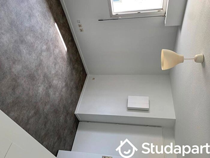 Appartement à louer - Le Brandier, Gradignan - 1 pièce