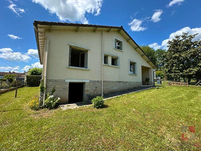 Maison à vendre - Prayssac - 4 pièces - 3 chambres