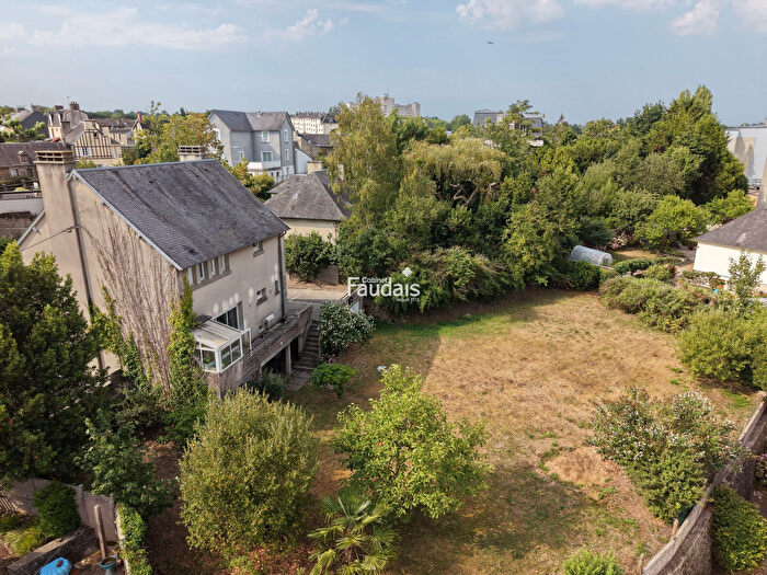 Maison 6 pièces à Saint-Lô, à vendre