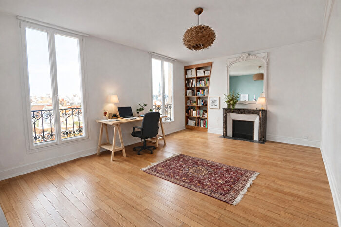 Appartement à vendre - Saint-Denis, République, Gare - 3 pièces - 2 chambres