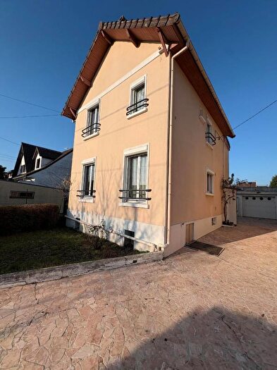 Maison à vendre - Montfermeil, Franceville - 5 pièces - 3 chambres