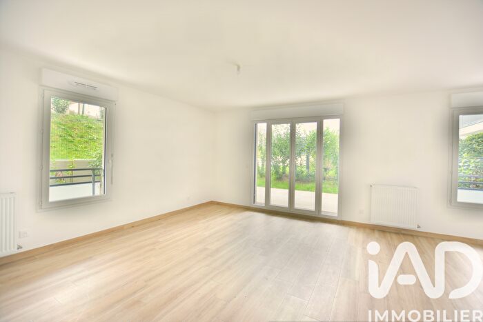 Appartement à vendre - Mennecy, Centre-ville, Gare, Châtries, Château, Bel-Air - 4 pièces - 3 chambres