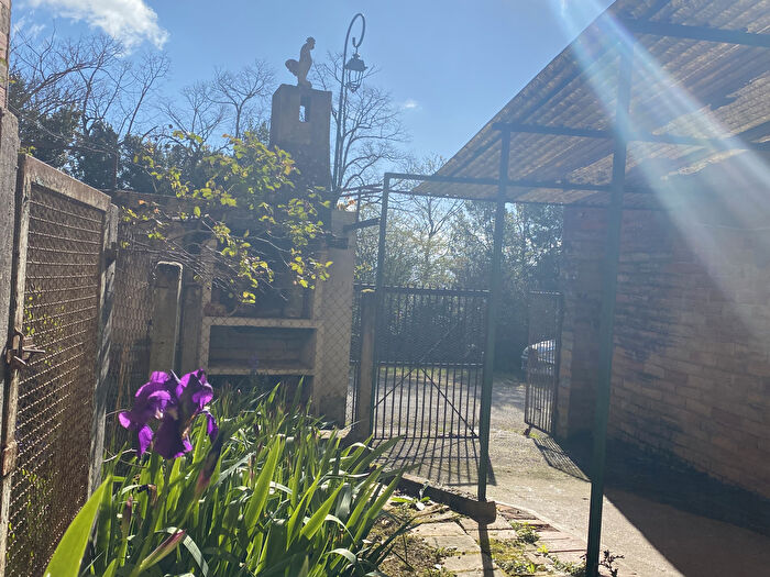 Maison à vendre - Saint-Julia - 5 pièces - 2 chambres