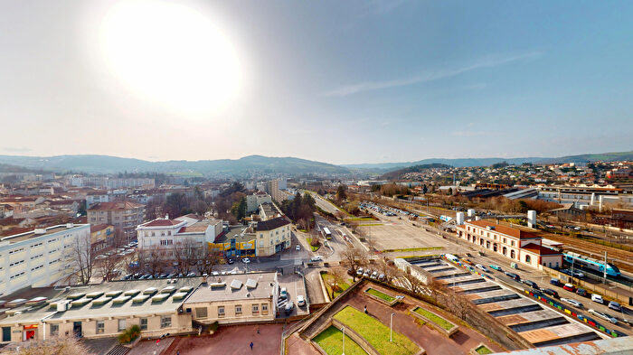 Appartement à vendre - Firminy, Centre-ville - 3 pièces - 1 chambre