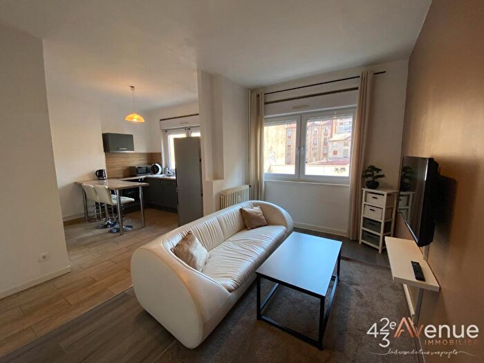 Appartement 2 pièces à Saint-Étienne, Tardy, Colline des Pères, Bizillon, à louer