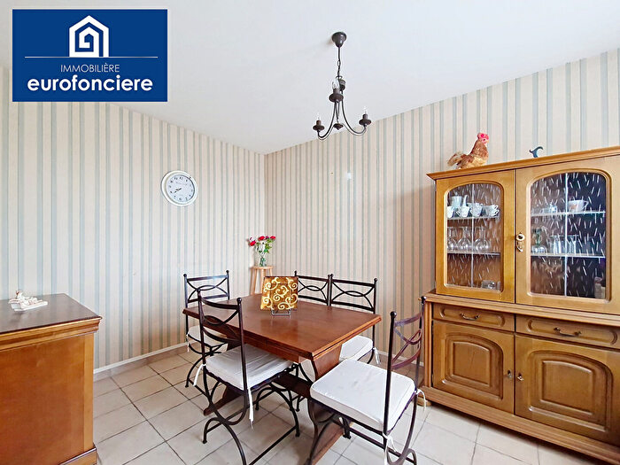 Appartement 4 pièces à Troyes, Chartreux, à vendre