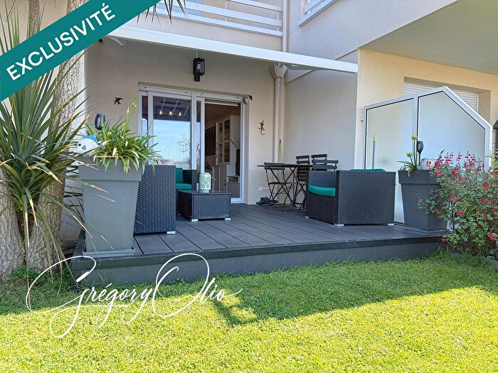 Appartement à vendre - Dives-sur-Mer - 3 pièces - 2 chambres