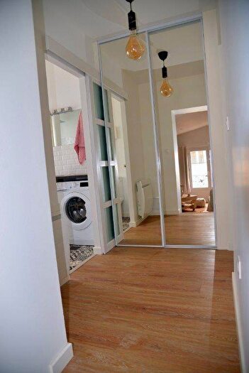 Appartement à louer - Libourne - 2 pièces - 1 chambre