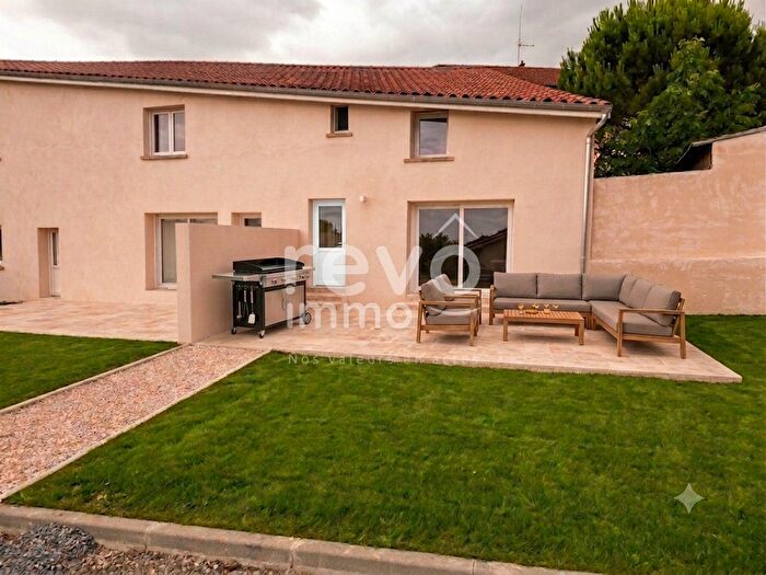 Civrieux : Maison 4 pièces à vendre