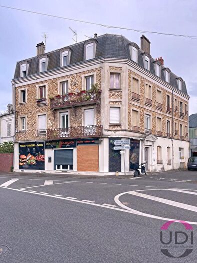 Appartement à vendre - Corbeil-Essonnes, Centre-ville - 2 pièces - 1 chambre