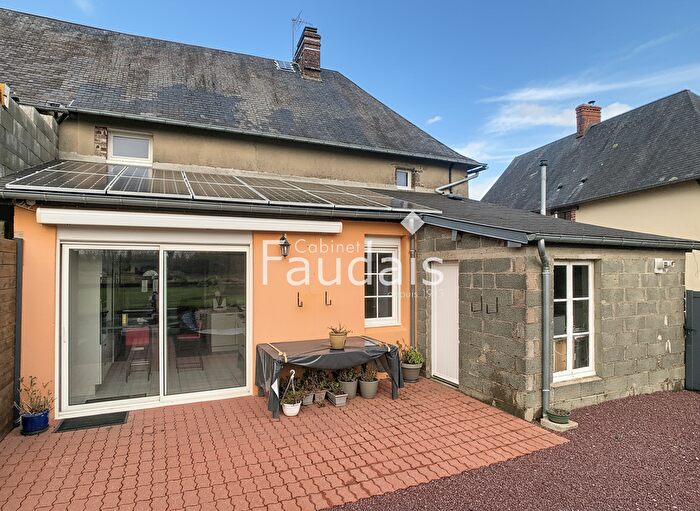 Maison à vendre - Roncey - 5 pièces - 2 chambres