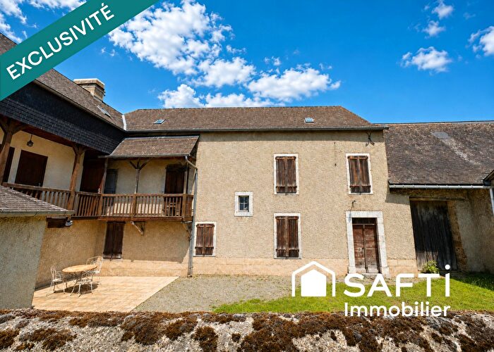 Maison 6 pièces à vendre à Oloron-Sainte-Marie