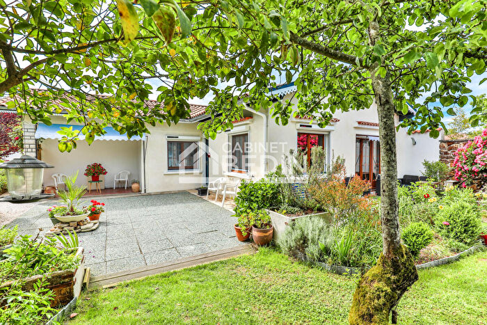 Maison à vendre - Gujan-Mestras, Mestras - 5 pièces - 4 chambres