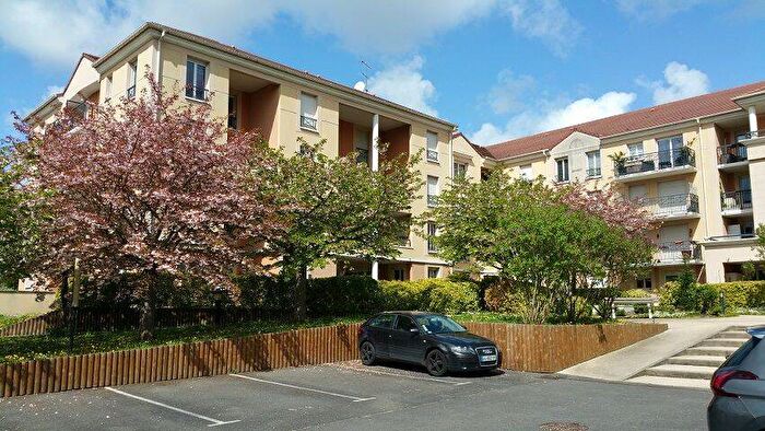 Pressoir-Prompt-Bas Coudray, Corbeil-Essonnes : Appartement 2 pièces à louer