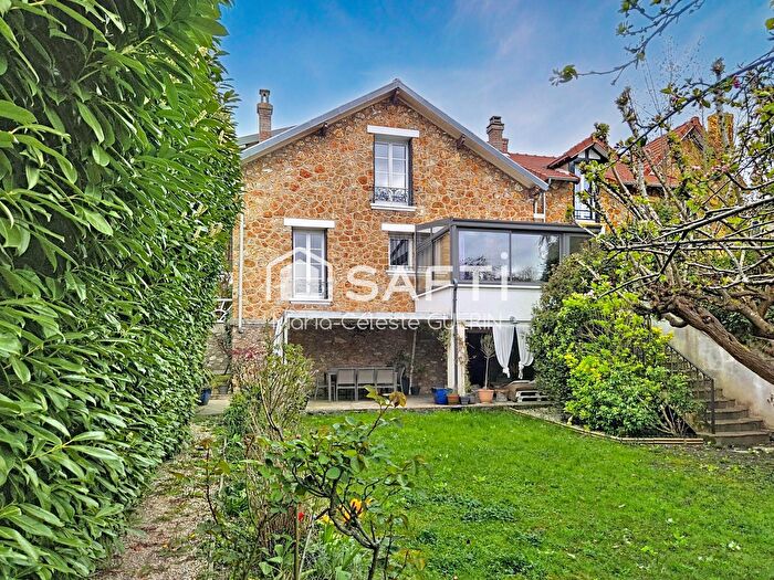 Hardricourt : Maison 7 pièces à vendre