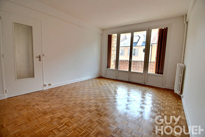 Appartement 2 pièces à Rambouillet, Centre-ville, à vendre