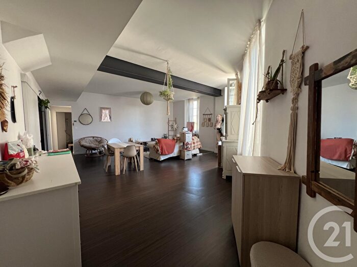 Appartement 3 pièces à Dax, Centre-ville, Saint-Vincent, à vendre