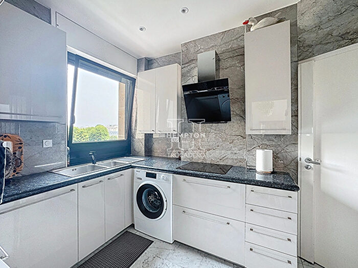 Appartement à vendre - Paris e , Muette-Nord, Trocadéro - 4 pièces - 2 chambres