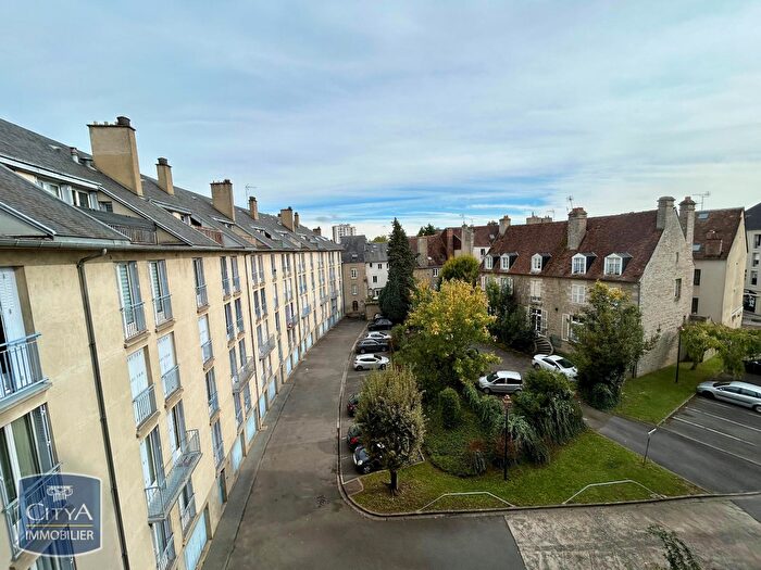 Appartement à louer - Alençon, Coeur de Ville - 2 pièces - 1 chambre