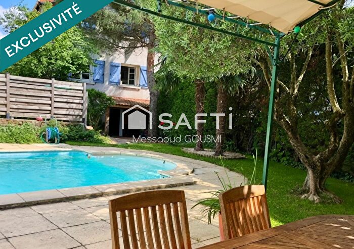 Maison à vendre - Givors, Bans - 5 pièces - 4 chambres