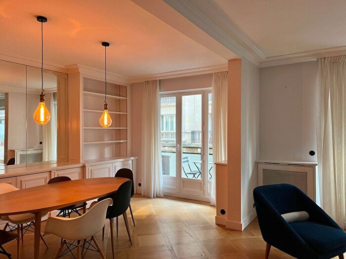 Muette Sud, Paris 16ème arrondissement : Appartement 3 pièces à louer