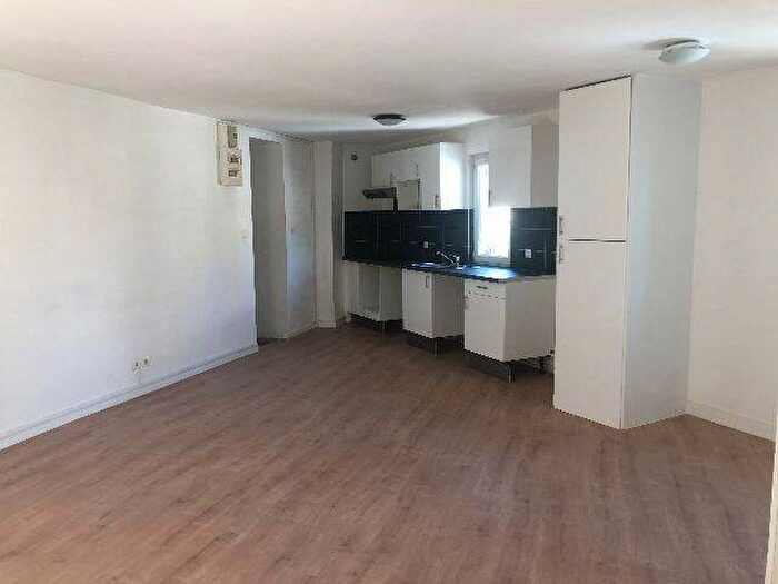 Cinq Avenues, Marseille 4ème arrondissement : Appartement 3 pièces à louer