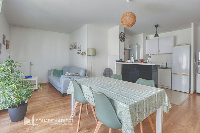 Appartement 3 pièces à vendre - Saint-Léger-du-Bourg-Denis