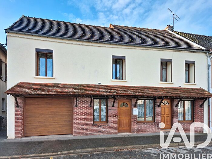 Maison à vendre - Échouboulains - 8 pièces - 5 chambres