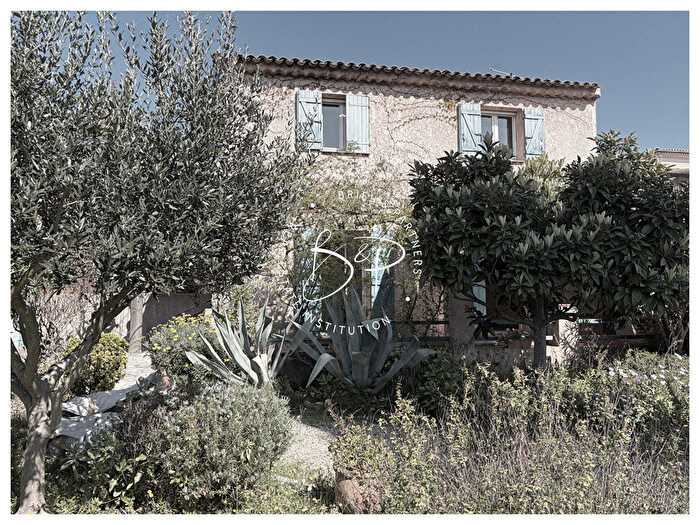 Maison à vendre - Lorgues - 6 pièces - 3 chambres