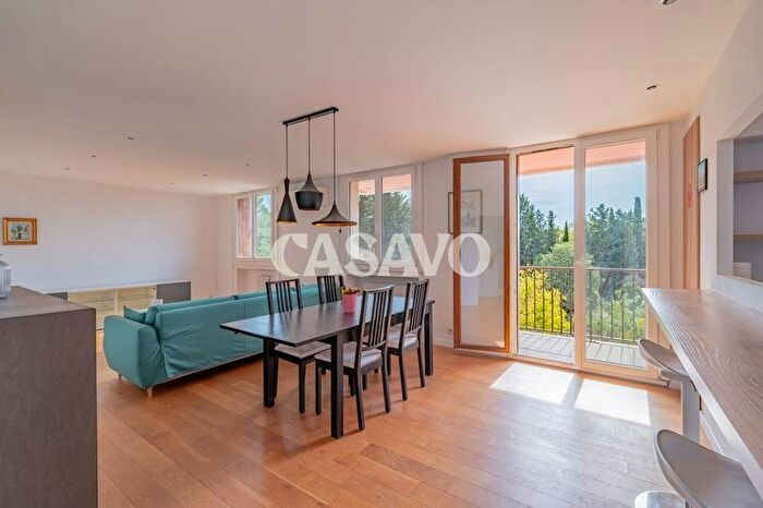 Aix-en-Provence, Saint-Donat, Les Platanes : Appartement 4 pièces à vendre
