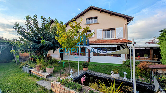 Maison à vendre - Riorges - 5 pièces - 4 chambres