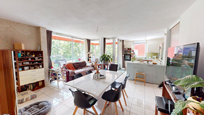 Appartement à vendre - Grenoble, Village Olympique - 4 pièces - 3 chambres