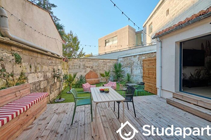 Vieil Angoulême-Centre Ville : Appartement 1 pièce à louer