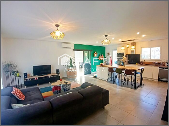 Féas : Maison 5 pièces à vendre