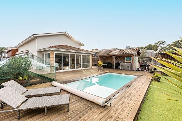 Maison à vendre - Gujan-Mestras, Chante-Cigale - 11 pièces - 7 chambres