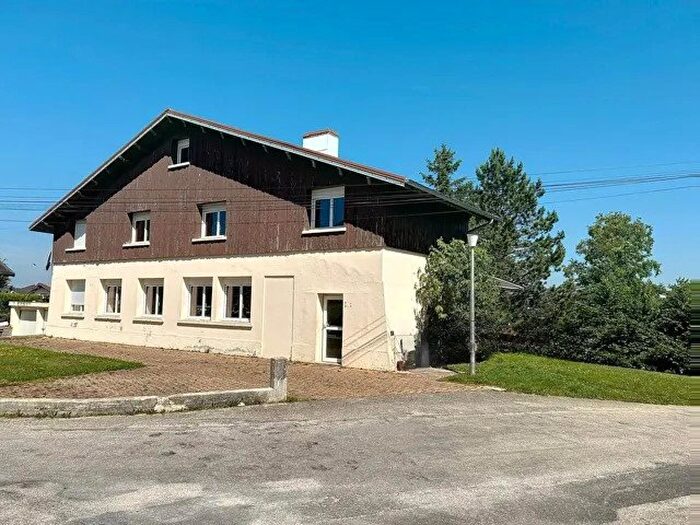 Maison 8 pièces à Métabief, à vendre