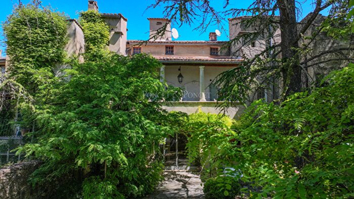 Maison à vendre - Uzès - 11 pièces - 5 chambres