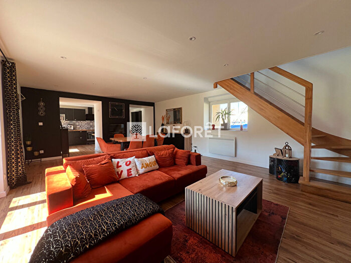 Maison à vendre - Ploumagoar - 5 pièces - 4 chambres