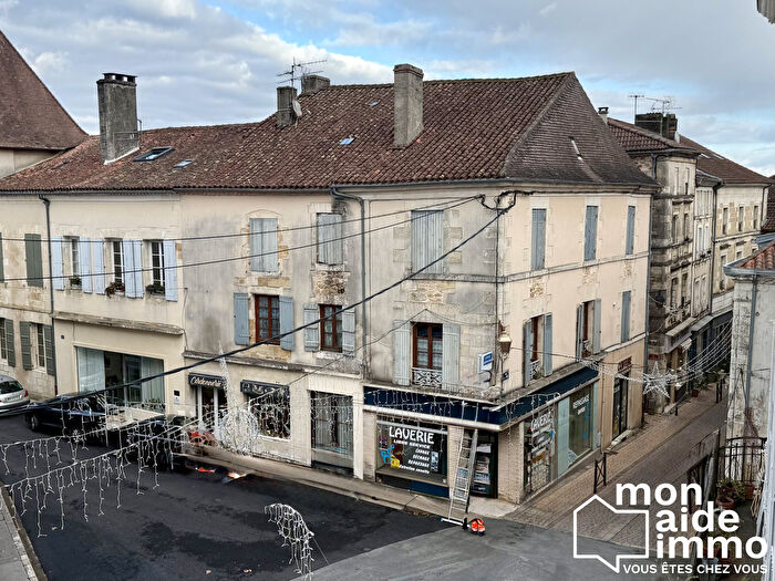 Maison à vendre - Thiviers - 15 pièces