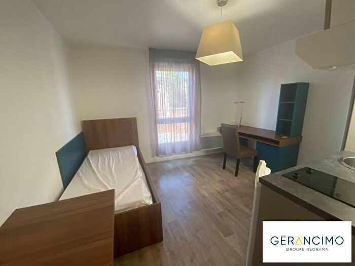 Appartement à louer - Sainte Anne-Faubourg, Amiens - 1 pièce