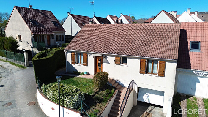 Maison 5 pièces à vendre à Fosses