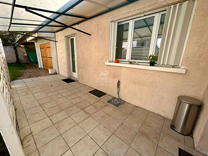 Maison 2 pièces à vendre - Achères, Centre-ville, Cité de la Barricade