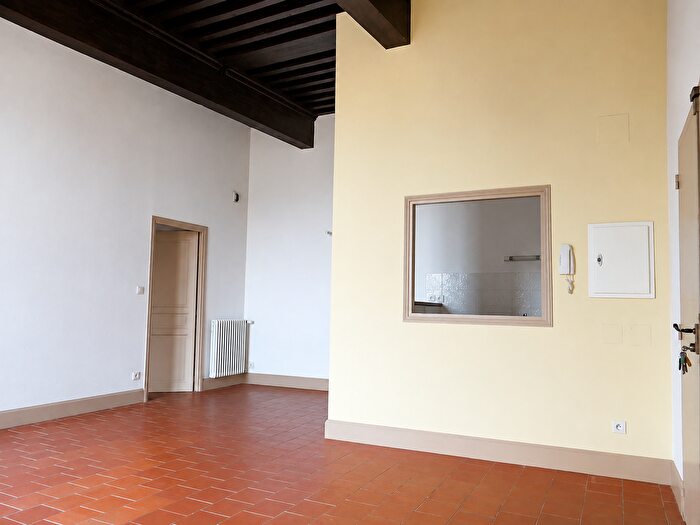 Appartement 2 pièces à Carcassonne, Cité Médiévale, Barbacane, Trivalle, à louer