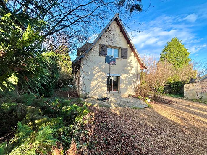 Maison à vendre - Noyon, Centre-ville - 5 pièces - 3 chambres