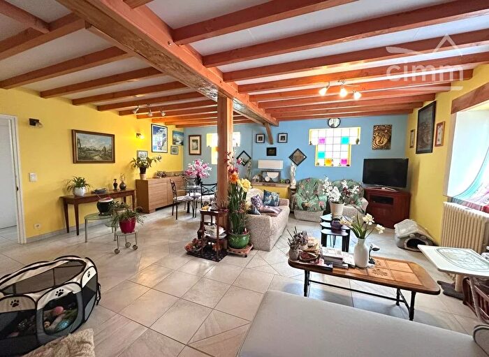 Maison à vendre - Mézières-en-Brenne - 5 pièces - 2 chambres