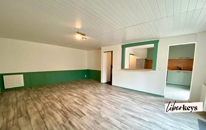 Saint-Méen-le-Grand : Appartement 5 pièces à vendre