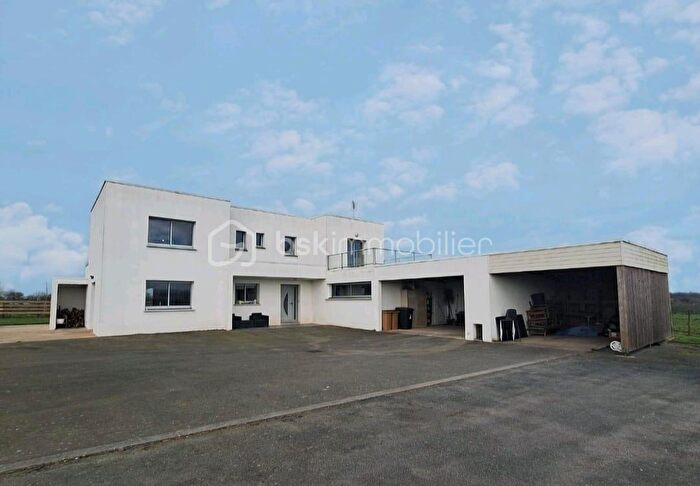 Maison à vendre - Aron - 7 pièces - 6 chambres