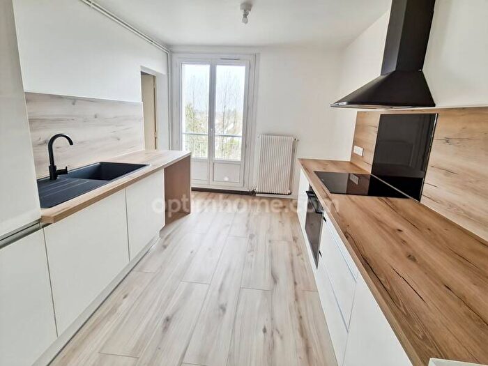 Appartement à louer - Poya-Plans, Fontaine - 4 pièces - 3 chambres