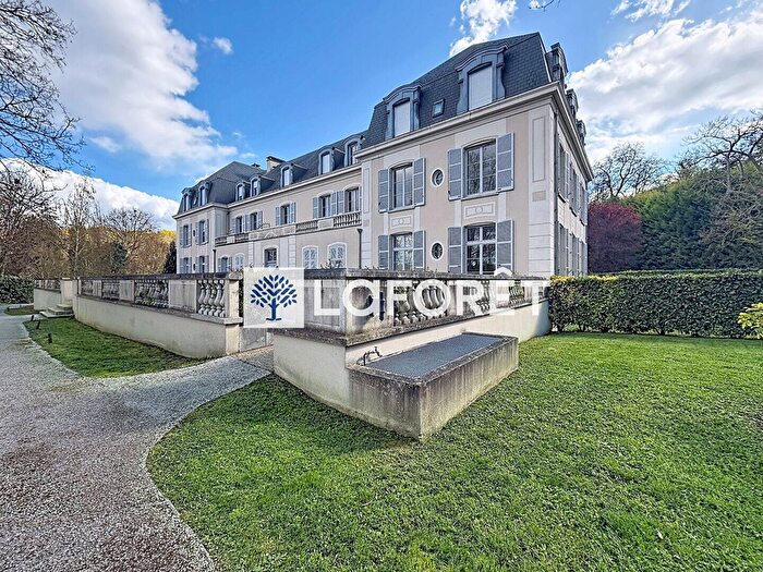 Appartement à louer - Villennes-sur-Seine - 5 pièces - 3 chambres